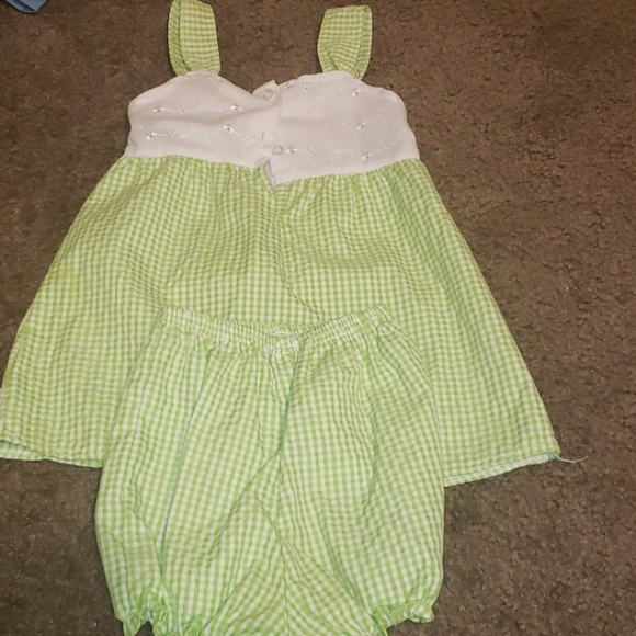 Matching Sets | Bundle 4 For 25 Green Top And Bottom Set | Poshmark
